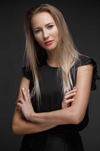 Premium Photo Sexy Fashion Model With Long Hair Young European