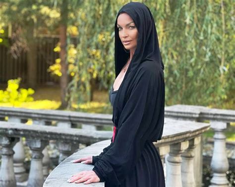 «Все признаки белой горячки Анастасия Волочкова грубо оскорбила дочь Успенской поклонники