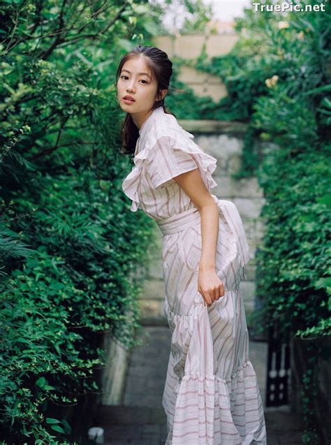 Japanese Actress And Model Mio Imada Sexy Picture Collection 2020