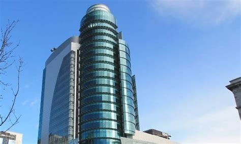 Ey Elimina Los Despachos En La Torre Azca Y Apuesta Por Los Espacios