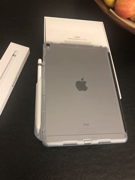 Prod M Ipad Pro Wi Fi Cellular Gb Za Czk Apple Bazar