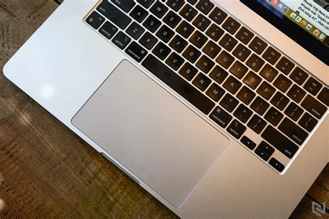 Nh Gi Macbook Air M Inch L A Ch N Macbook M N H Nh L N Cho
