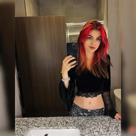 Evie Sunsett