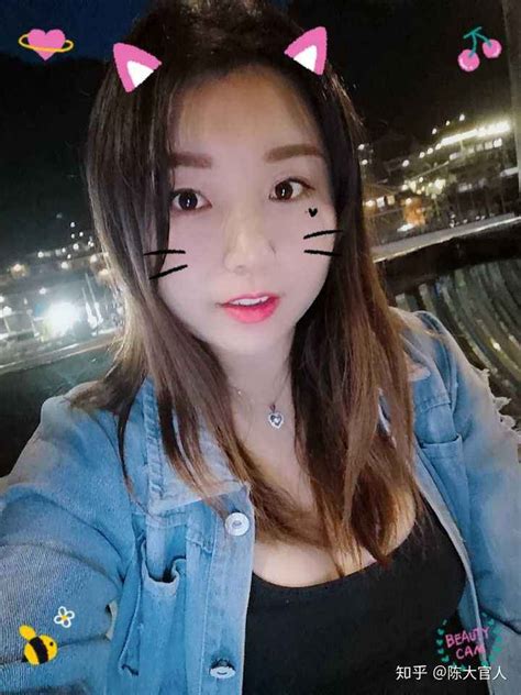 胸多大算大妹子 图库 五毛网