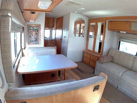 2004 Used Winnebago Minnie Winnie 24f Class C In Colorado Co