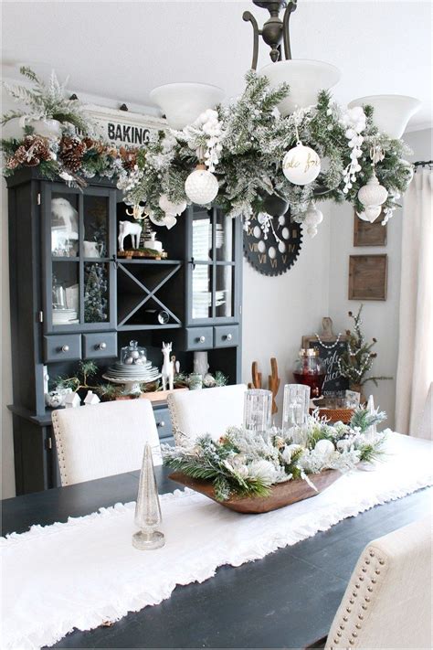 41 Stunning Farmhouse Christmas Living Room Decor Ideas Comedecor