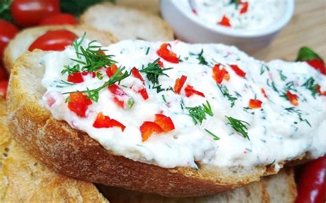 Як приготувати намазку з кисломолочного сиру та перцю Читайте на Ukr Net