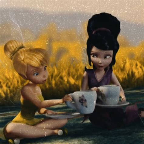 Vidia And Tinkerbell Tinkerbell Disney Fairies Disney