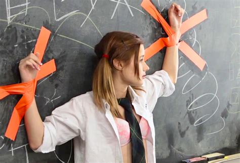 Sexul Ar Putea Fi Impus Ca Disciplină Opțională La Bac