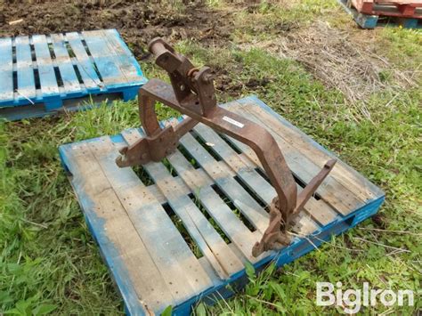 International Fast Hitch To 3 Pt Adapter Agriculture Bigiron