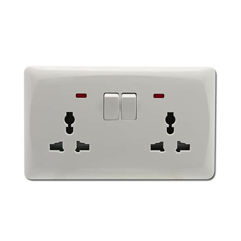 Double A Multi Socket With Switch And Light Univeal Socket Cixi Niulai Electrical Appliance Co