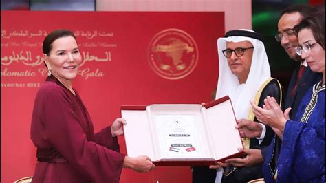 صاحبة السمو الملكي الأميرة للا حسناء تترأس بالرباط حفل العشاء