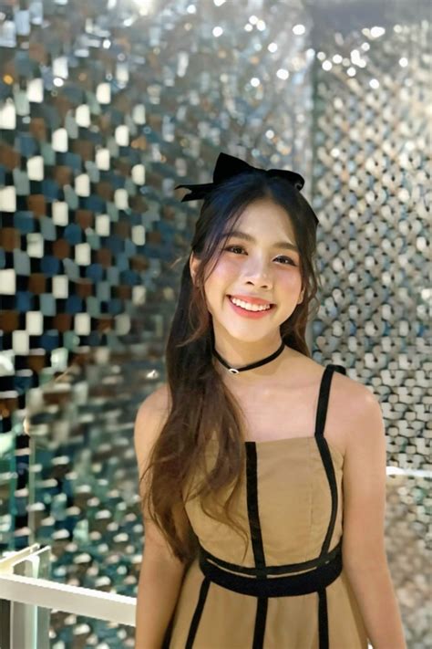 หนึ่ง จักรวาล เปิดภาพล่าสุดลูกสาว น้องมินมิน ลุคสวยแต่งเต็ม โตเป็นสาวแล้ว