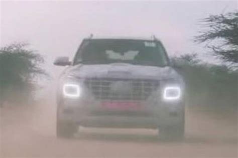 현대차 초소형 Suv 베뉴 실내외 디자인 인도서 유출 카가이