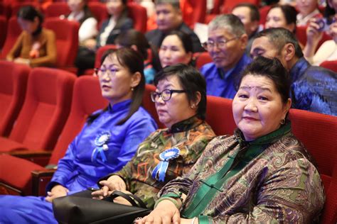 “Бүсчилсэн хөгжил Төрийн албаны манлайлал” говийн бүсийн зөвлөгөөн