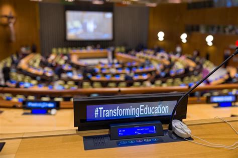 Премиерот Ковачевски на Самитот за трансформација на образованието на ОН Инвестираме во