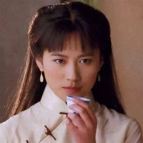 华裔作家谭恩美：讲故事的魔术师，和她身后传奇的家族记忆 搜狐大视野 搜狐新闻