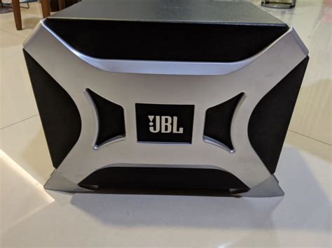 JBL BassPro 2 Subwoofer with Built-in amplifier, Car Parts ...