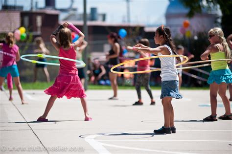 13 Intriguing Facts About Hula Hoop Contest