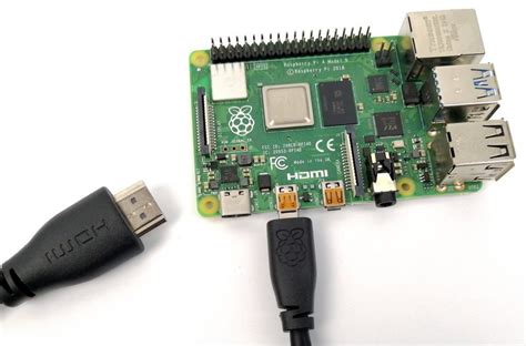 Official Raspberry Pi Micro Hdmi To Standard Hdmi 1m สีดำ