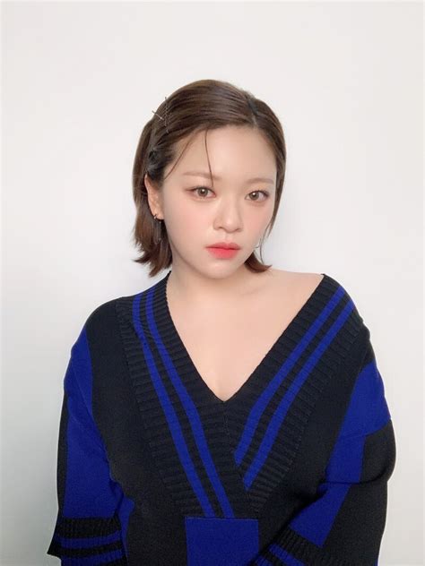 230510 twice update jeongyeon kpopping