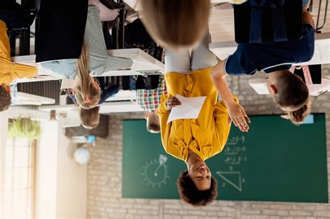 Sala De Aula Invertida O Que é E Como Aplicar Em 3 Passos