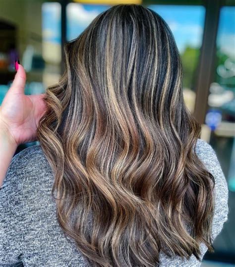 20 Absolutley Gorgeous Ideas To Blend Gray On Dark Hair