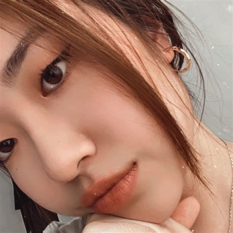 Dolly Dolly Tie Threads Say More