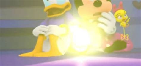 Daisy Duck Feet Scene 26 Part 5 By Romanceguy On Deviantart