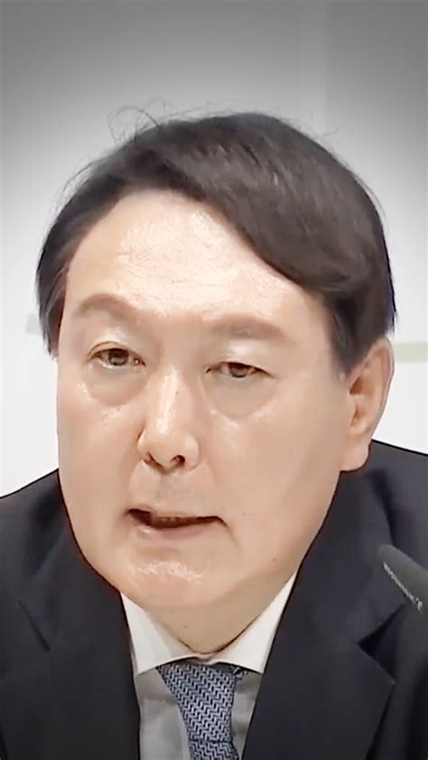 윤석열 대통령 출국 전 가진 외신과의 인터뷰 공개 문재인 정부는 북한에만 집착한 학생 오늘의 숏 Beta