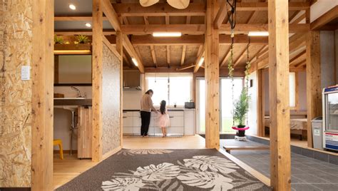 斬新な間取りと大きな土間が楽しいひのきの平屋 ｜ サイエンスホーム岡山店