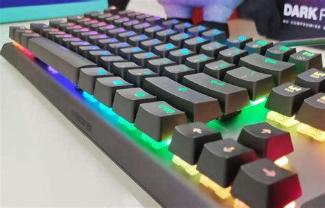 SteelSeries APEX 5 Hybrid Mechanical Keyboard Review Gadgets Middle East