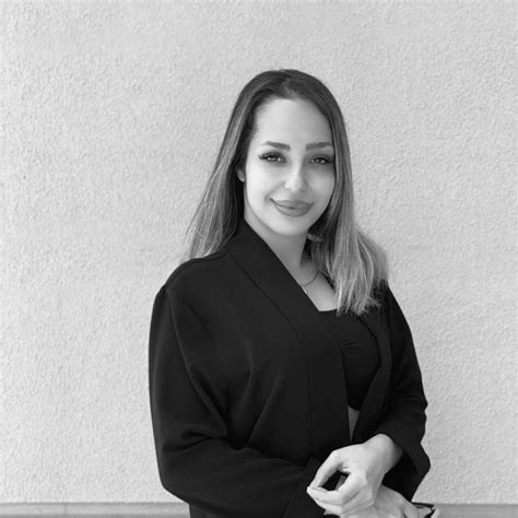 Bita Azari Data Analyst Babbel Gmbh Xing