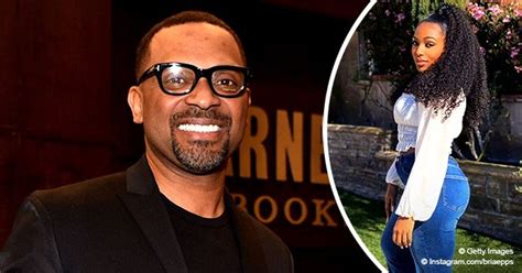 Mike Epps Daughter Bria Shows Off Curves In Denim Pants And White Blouse