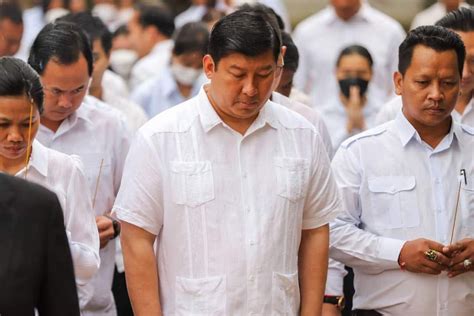 លោក ហ៊ុន ម៉ានី ដឹកនាំប្រតិភូ ស ស យ ក គោរពវិញ្ញាណក្ខ័ន្ធដល់ជនរងគ្រោះ