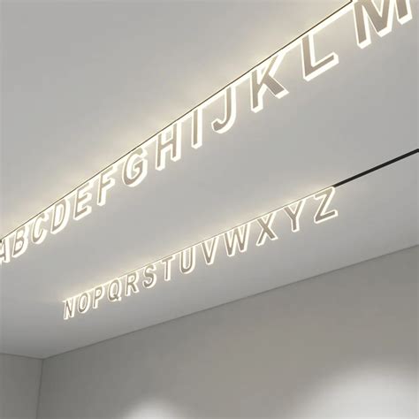 레터 디자인 Led 램프 마그네틱 트랙 조명 실내 트랙 조명 스포트 레일 스포트라이트 마그네틱 레일 천장 시스템