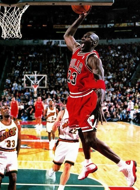 Pin By Traap On Sneakerhead Michael Jordan Photos Michael Jordan