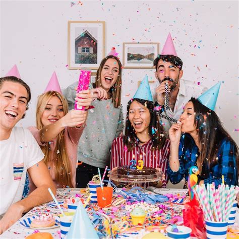 Imágenes De Celebracion De Cumpleanos Descarga Gratuita En Freepik