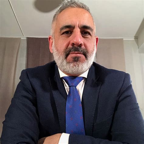 Dr Aref Fakhry الدكتور عارف فخري