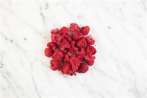 Freeze Dried Raspberry Whole And Broken Podberrypodberry