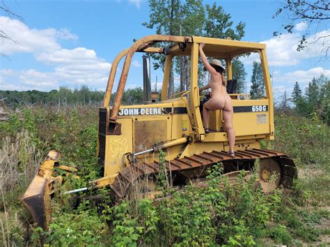 They Forgot About Their Old John Deere