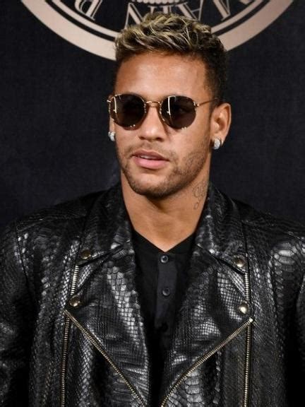 Neymar Death Fact Check Birthday And Age Dead Or Kicking