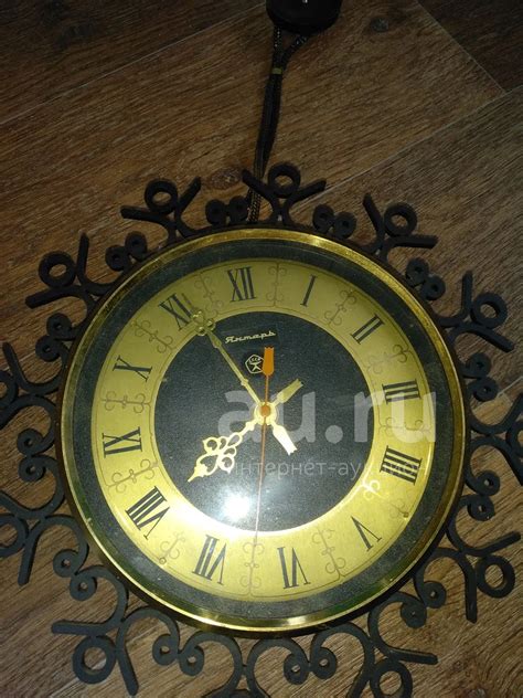 Часы настенные янтарь — купить в Красноярске Состояние Неисправно Часы настенные настольные