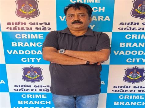In Vadodara The Fraudster Who Defrauded Millions In Vadodara Surat By