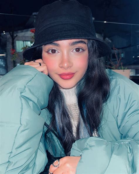 ‎🧝🏼‍♀️شکیلاجستجوگرعلم فضانوردِ کهکشانِ مغز🧠‎ ‎همیشه ازم می‌پرسیدید