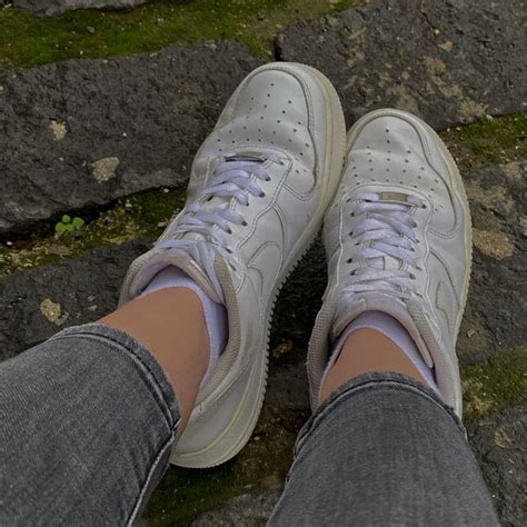 Pin Von Htike Htike Oo Wai Auf Aesthetic Clothes Nike Schuhe Nike Schuhe