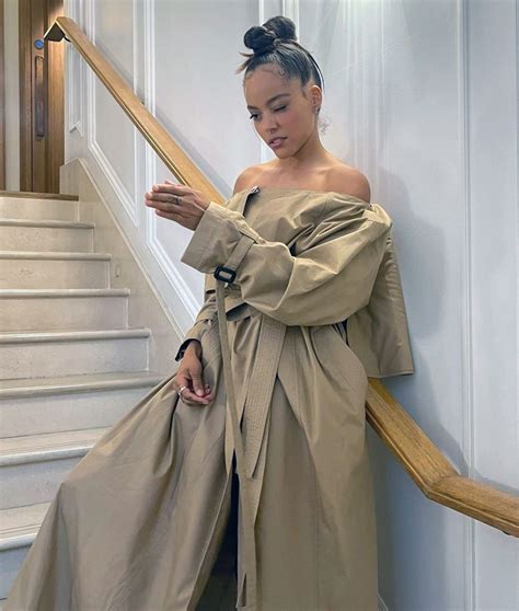 Quintessa Swindell Nude Pics And Porn Video Scandal Planet