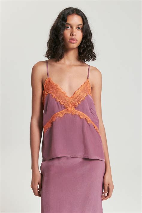 Top Lavanda Lila