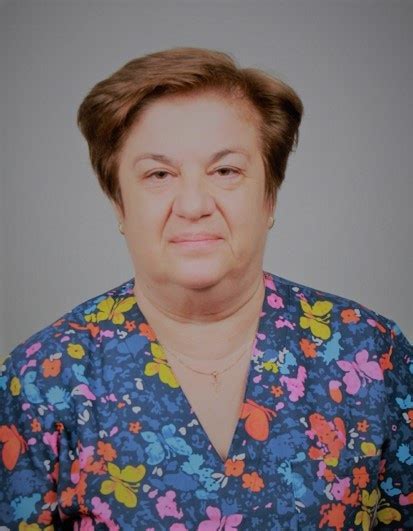 Д р Диана Найденова Зъболекар Стоматолог София Супердок