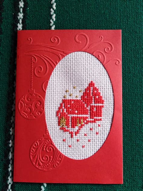 Бродирани коледни картички Крокодил бг